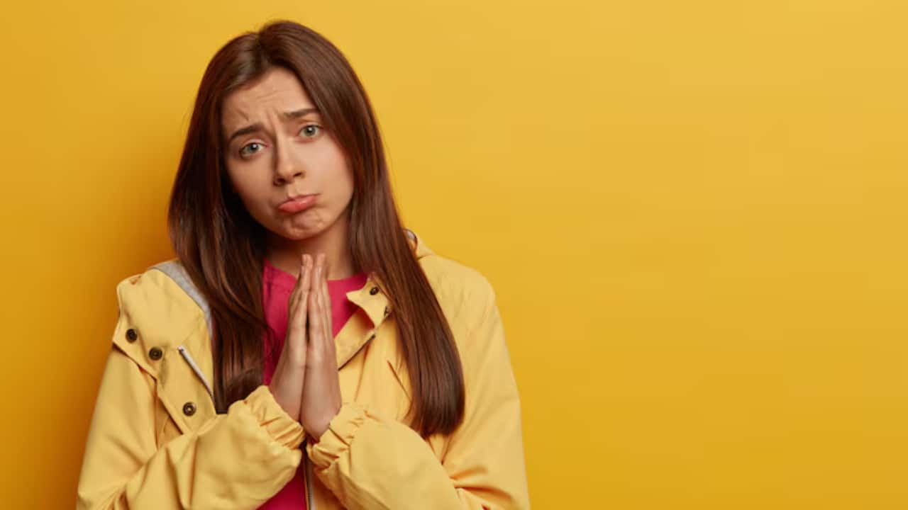 Psychology reveals what it means when someone constantly says ‘Sorry ...