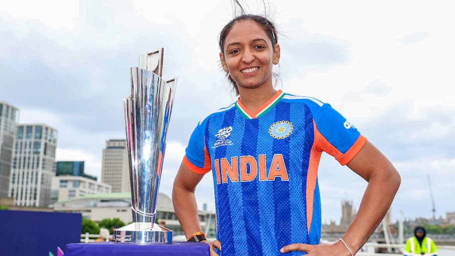 Harmanpreet Kaur creates history, breaks Mithali Raj's Women’s T20 ...