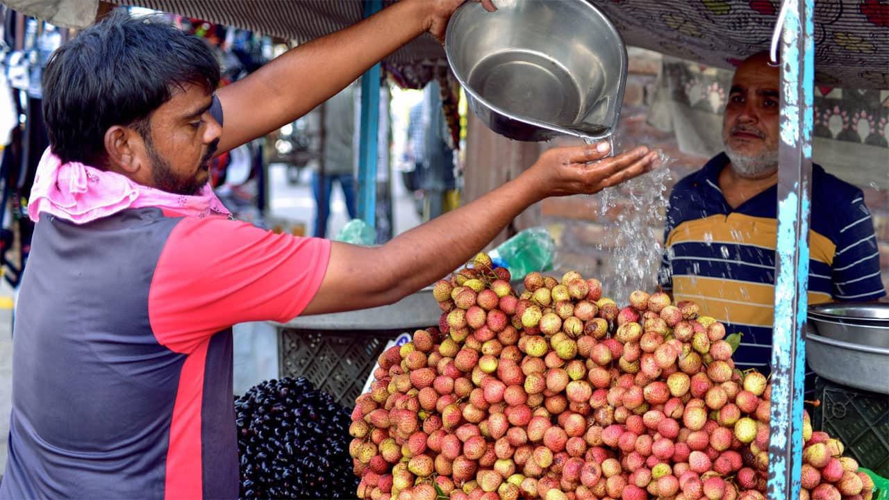 Wholesale Price Inflation hits 9.68% in May; Ministry introduces ...