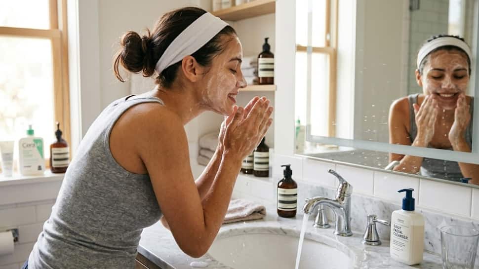 Best Face Washes For Clear And Healthy Skin On Amazon | Personal-care ...