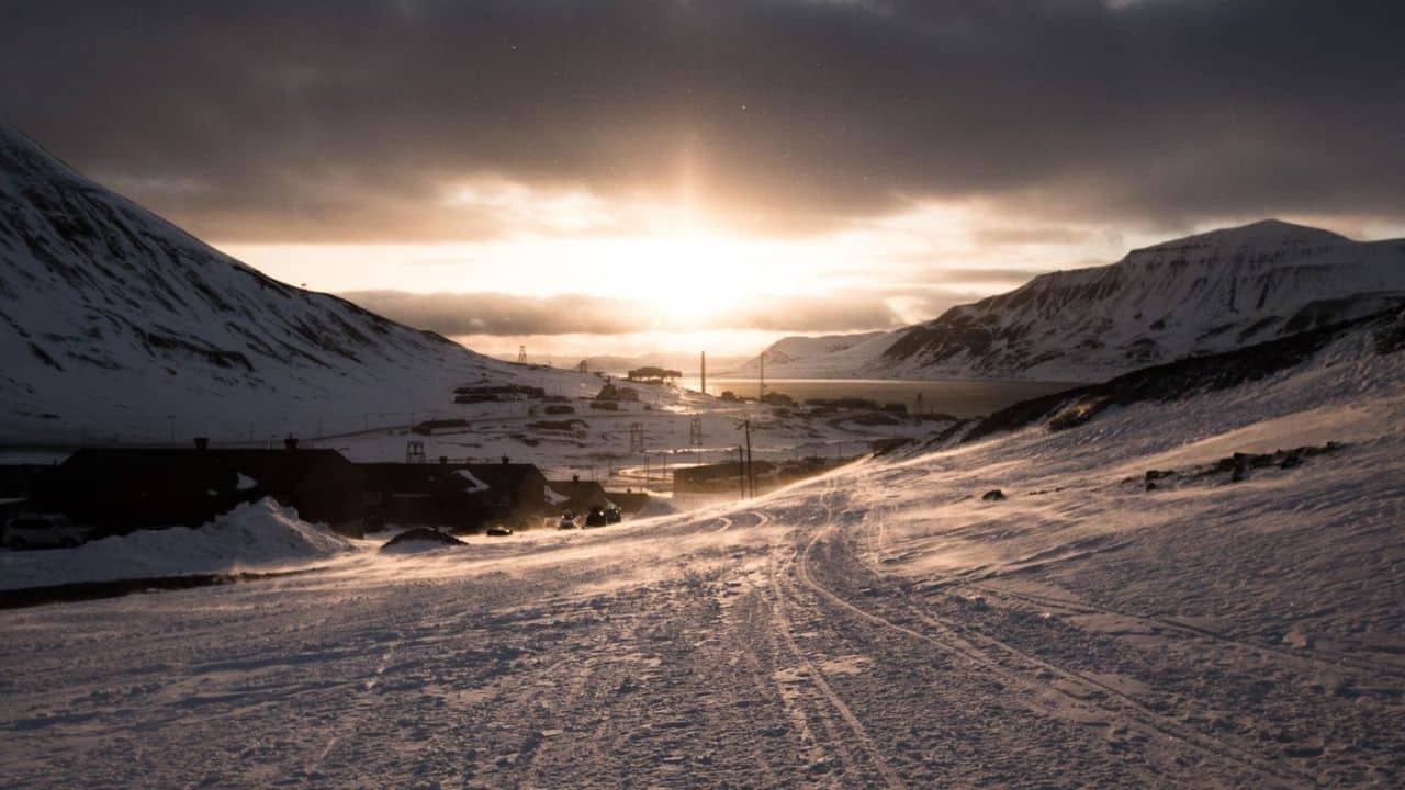 Midnight without darkness? These 5 amazing destinations experience the ...