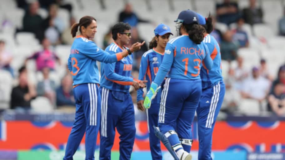Women's T20 World Cup: India crush Netherlands by 95 Runs, Smriti ...