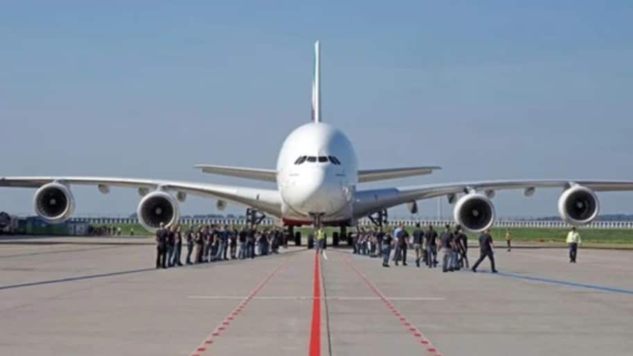 EU orders urgent checks on 16 Emirates, Qantas A380s aircraft over wing ...