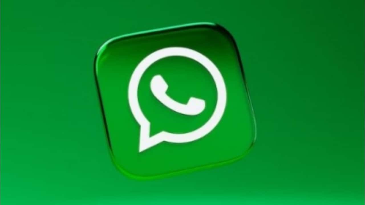 Govt likely to send notice to WhatsApp over upcoming controversial ...