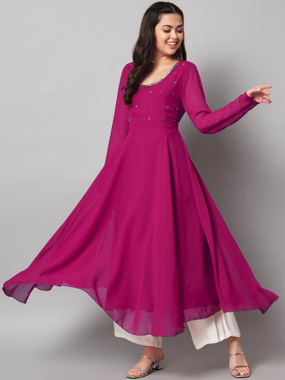 Top 4 Beautiful Anarkali Kurtas for Women on Myntra | Apparel News ...