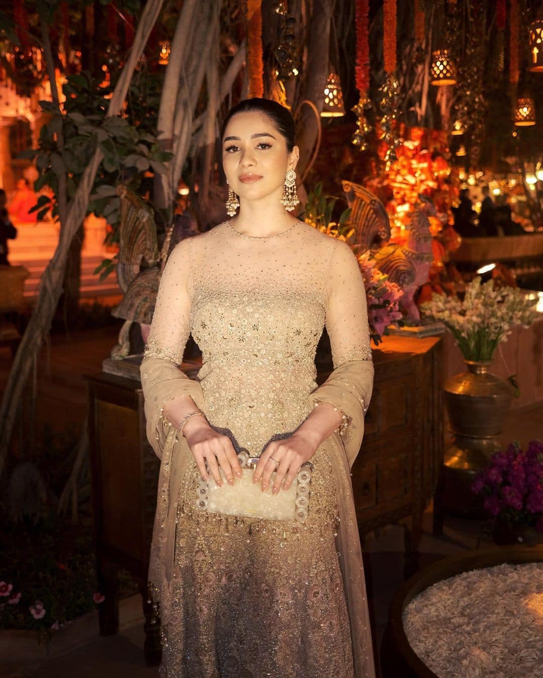 Sara Tendulkar Dazzles In Festive Pink Sharara, Sparking 'Shadi-Ready ...