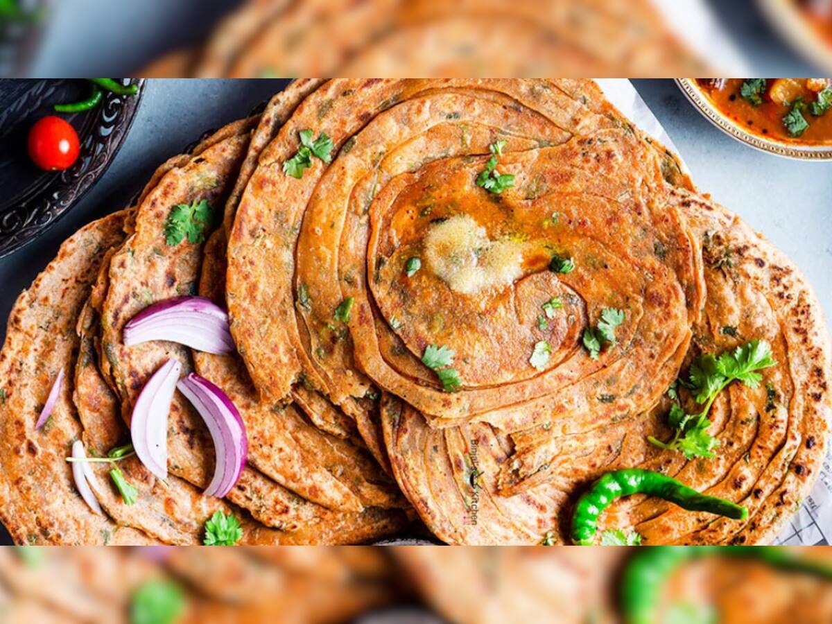 Try These Easy Steps to Make Garlic Lachha Paratha At Home
