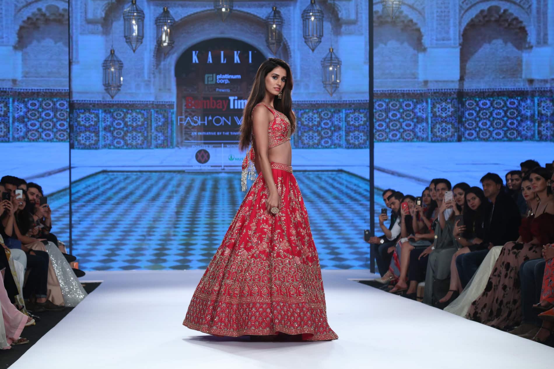 Disha Patani turns showstopper for Kalki at a fashion show—Pics ...