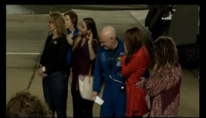 He's home! Scott Kelly lands in Houston, USA; welcomed by family ...