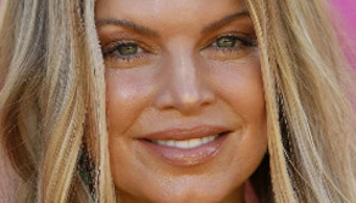Fergie to launch make up line | Beauty/Fashion News | Zee News