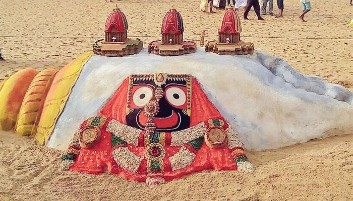Sand artist Sudarsan Pattnaik makes 100 chariots; creates new world ...