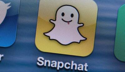 Snapchat to let users play as Bitmoji in games | Technology News | Zee News
