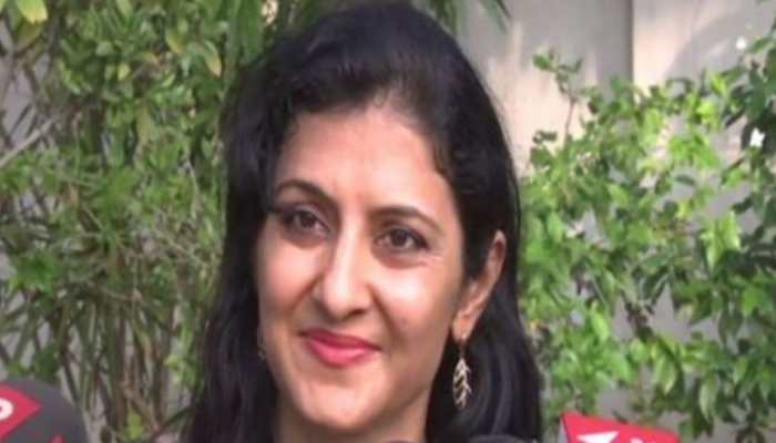 Ghaziabad ADM Ritu Suhas, wife of Noida DM Suhas LY, walks the ramp to ...