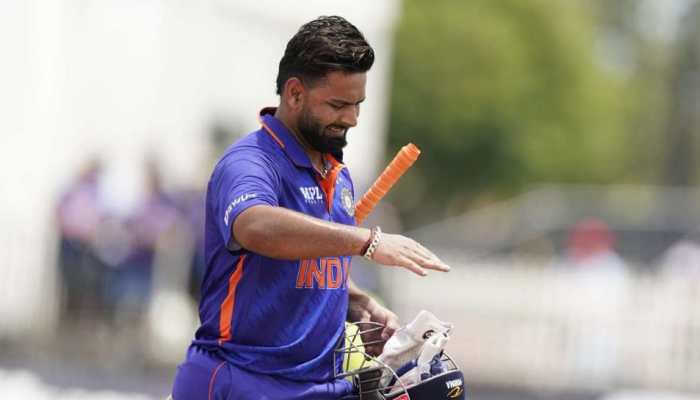 Rishabh Pant is not a finisher...: Former India great makes SHOCKING ... Rishabh Pant is not a finisher...: Former India great makes SHOCKING ...