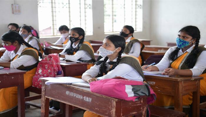 Two thirds Of Delhi Govt Schools Not Teaching Science In Class 11th And 12th RTI India News 