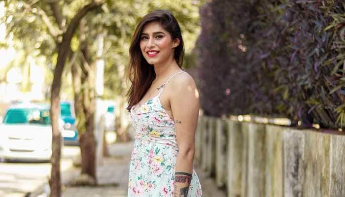 Writing Since Childhood Harjeet Kaur Becomes The Youngest Hindi Poet In ...