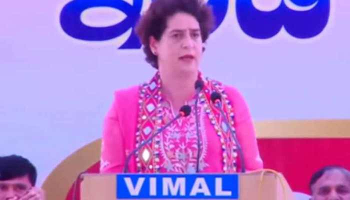 Priyanka Gandhi Alleges Bjp Looted Rs 1 5 Lakh Crore From Karnataka In