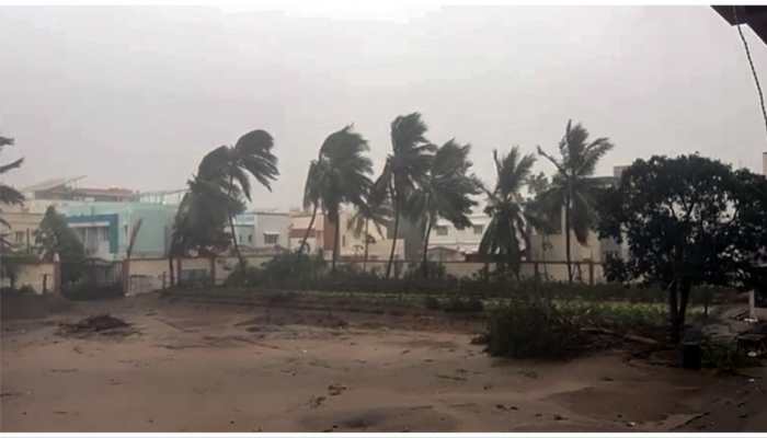 Gujarat: Amid Cyclone 'Biparjoy', Woman Delivers Baby In Mandvi ...