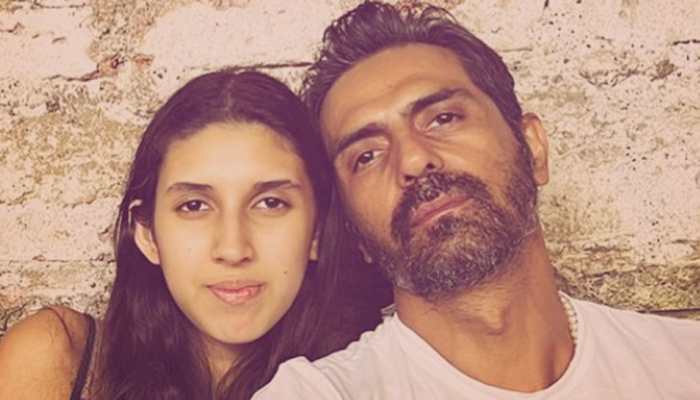 Arjun Rampal's Daughter Myra Rampal Walks Ramp For India Couture Week ...