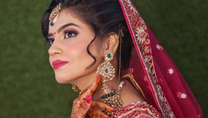 Khada Dupatta: Significance In Indian Weddings And Different Ways To ...