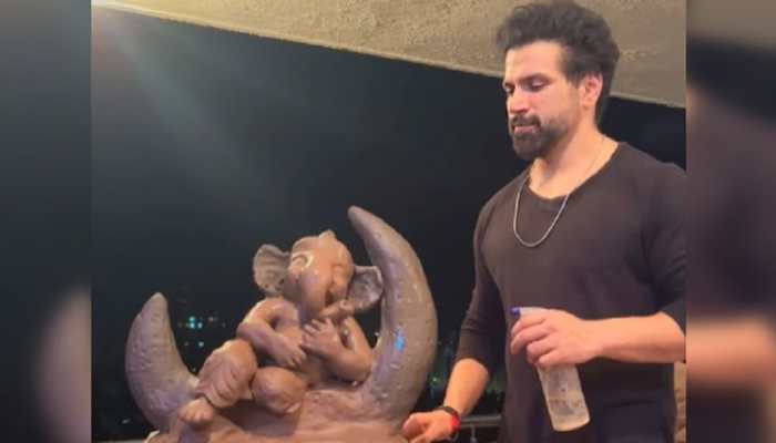 Ganesh Chaturthi 2023: Rithvik Dhanjani Makes Ganpati Bappa Idol, Says ...