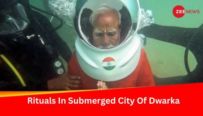 PM Modi Offers Underwater Pooja To Submerged City Of Dwarka- Watch ...