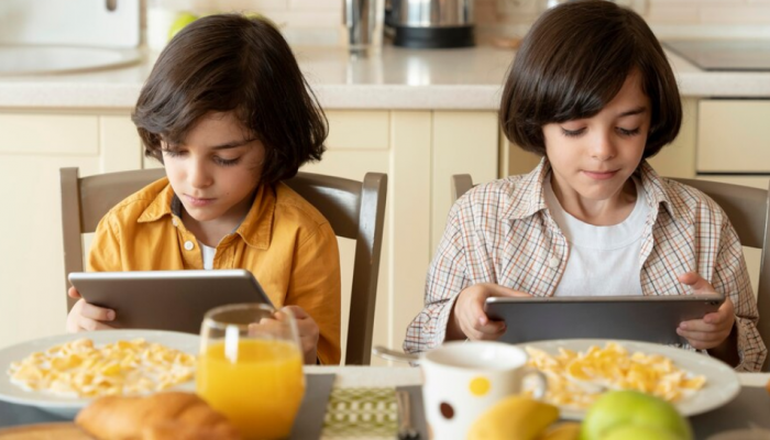 Technology And Kids: 5 Lesser-Known Ways Screen Time Impacts Children’s ...