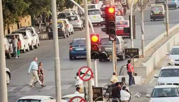 Stop-Line Violations Surge By 32%, Delhi Traffic Police Reports | Auto ...