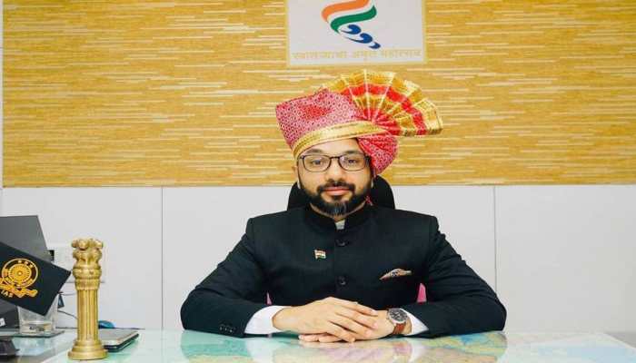 IAS Manuj Jindal: From NDA Rank 18 to Cracking the UPSC Exam; How This ...