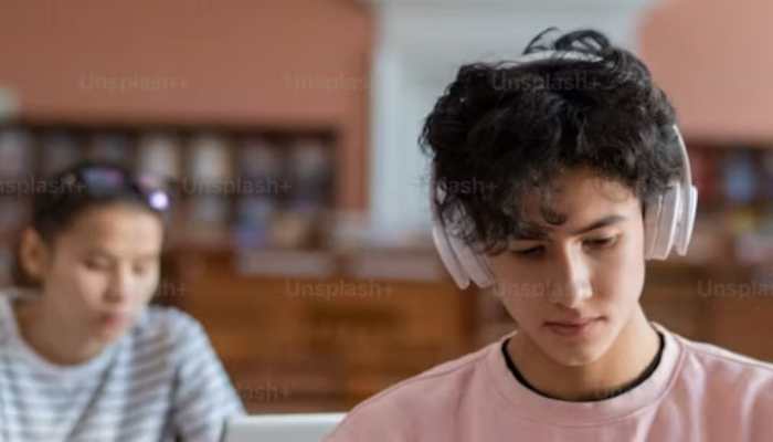 How to Study without any Distractions? | Education News | Zee News