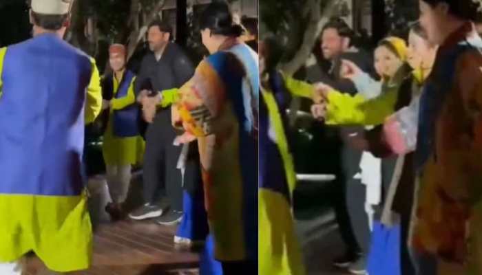 MS Dhoni Dances To Pahadi Song 'Gulabi Sharara'; Video Goes Viral ...