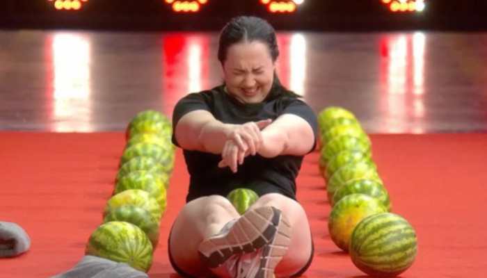 Woman Smashes Most Number Of Watermelons With Thighs In A Minute To ...