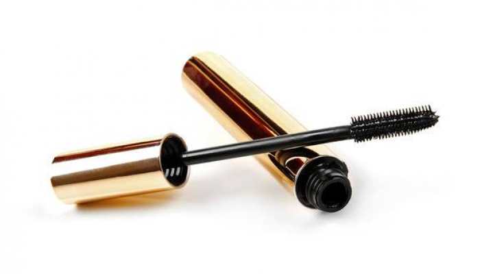 Mascara Magic: The Ultimate Guide to Defining and Volumizing Your ...