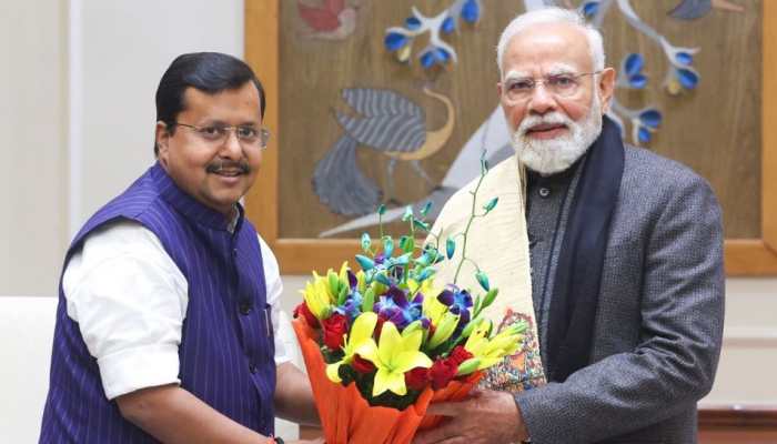 BJP Gets Youngest President: 45-Year-Old Nitin Nabin Takes Oath; Tells ...