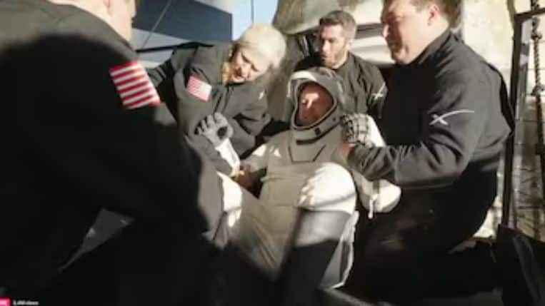 Sunita Williams Return HIGHLIGHTS: NASA's Dragon Spacecraft Splashes ...